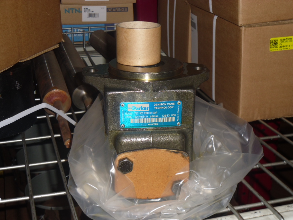 PUMP,SINGLE VOLUME FIXED 8GPM (D) | Milacron eStore