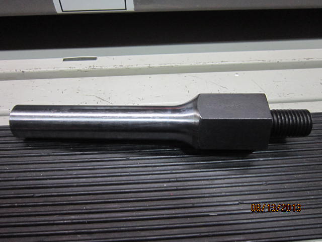 PIN,PIVOT 24.9MMOD X 208.8LG | Milacron eStore