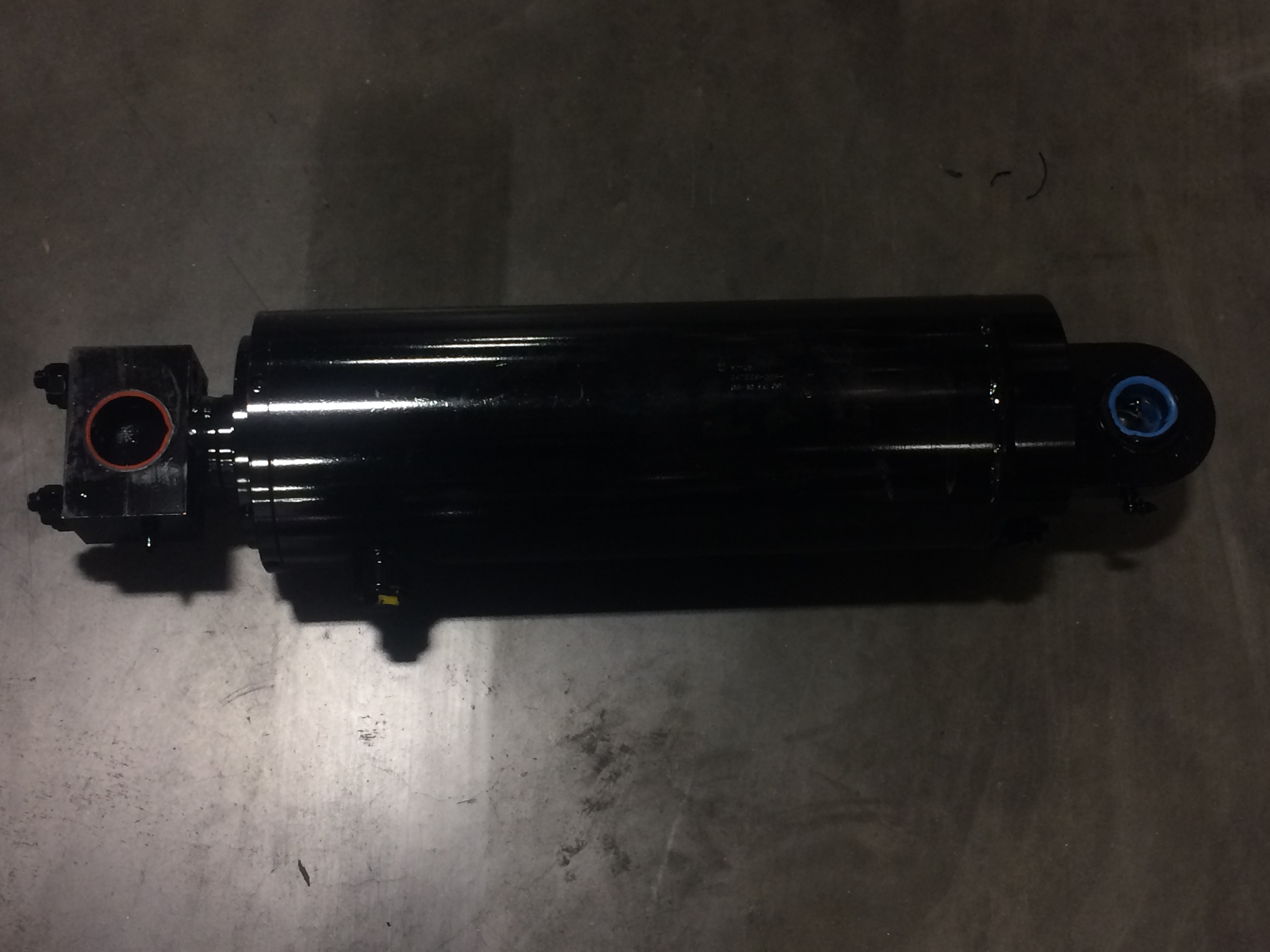 CYLINDER, HYDRAULIC, BOOM, TELESCOPIC 6'' BORE W/26'' STROKE, O-RING ...