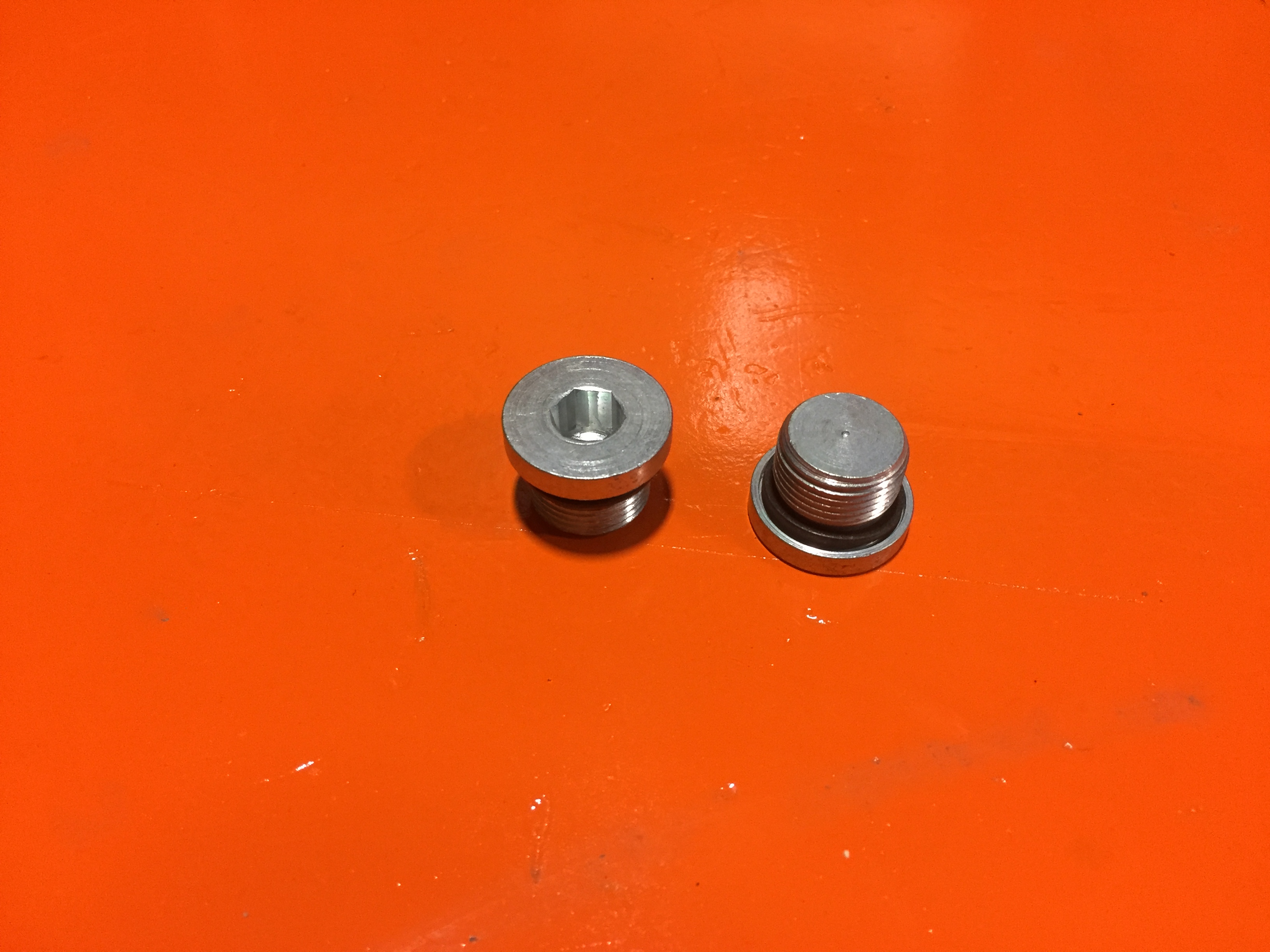FITTING, PLUG, SOCKET HEAD, M20 X 1.5, STEEL | TICO eStore