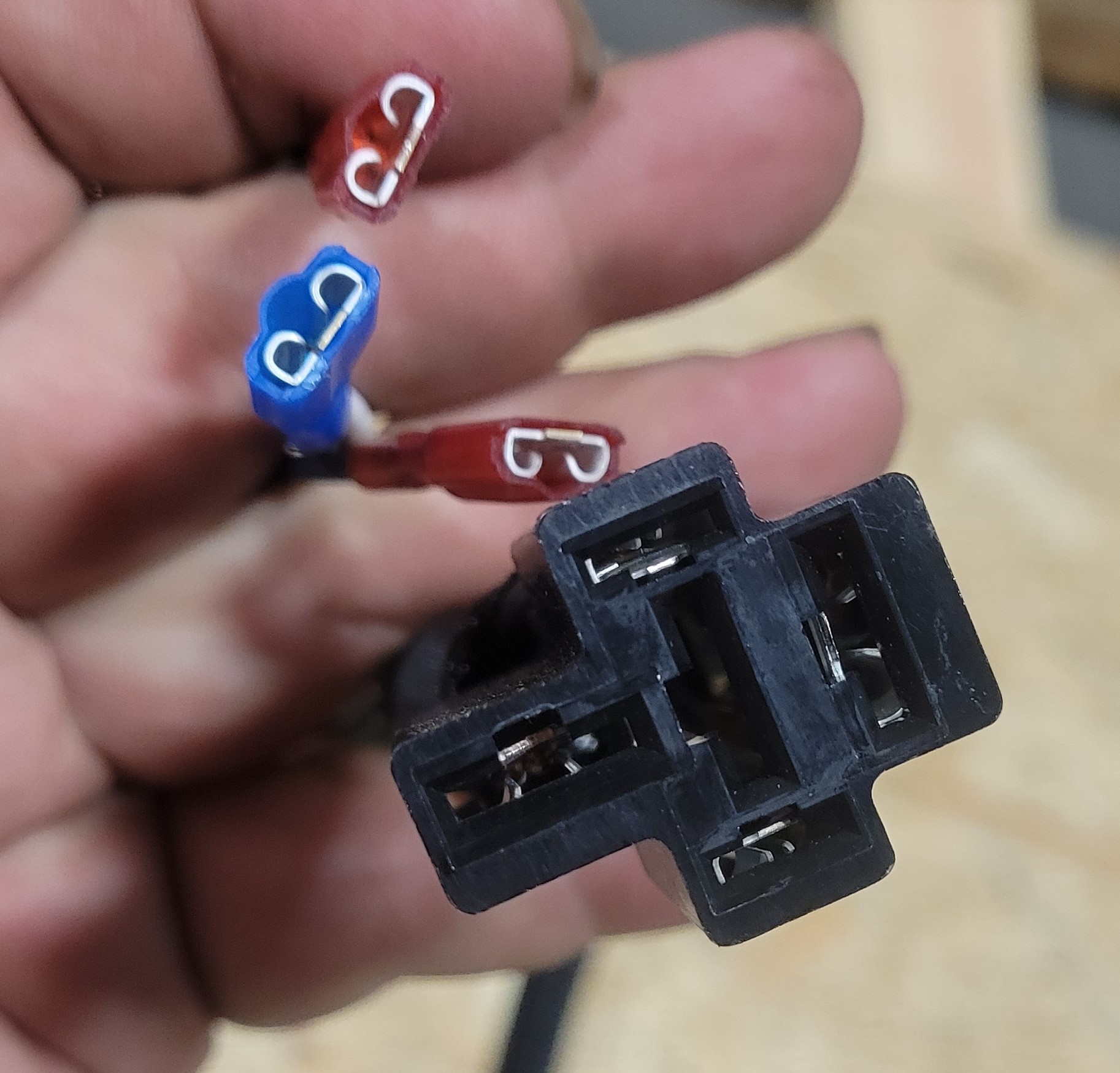 HARNESS, WIRING, CAB TILT CONTROL, CROSS INTEGRATED RESERVOIR ASSY. W ...