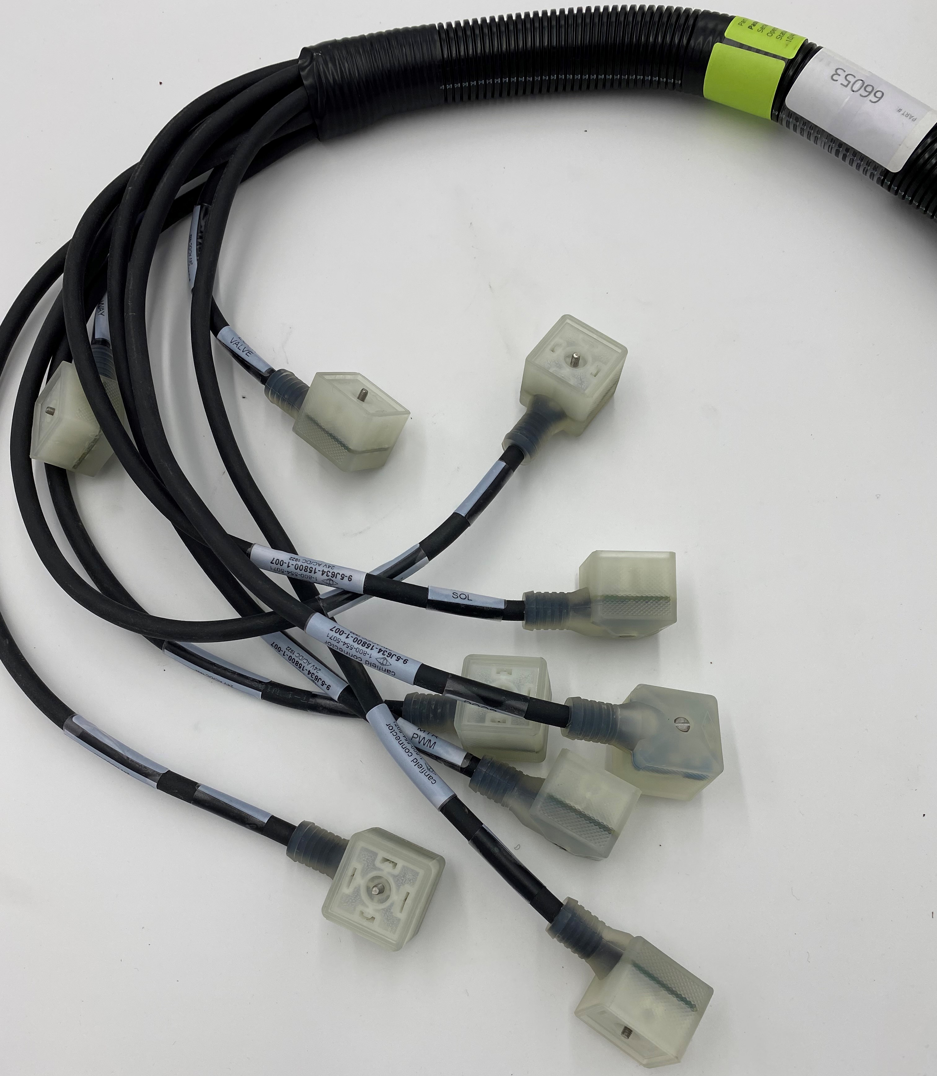 HARNESS, RH MANIFOLD | Schwarze eStore