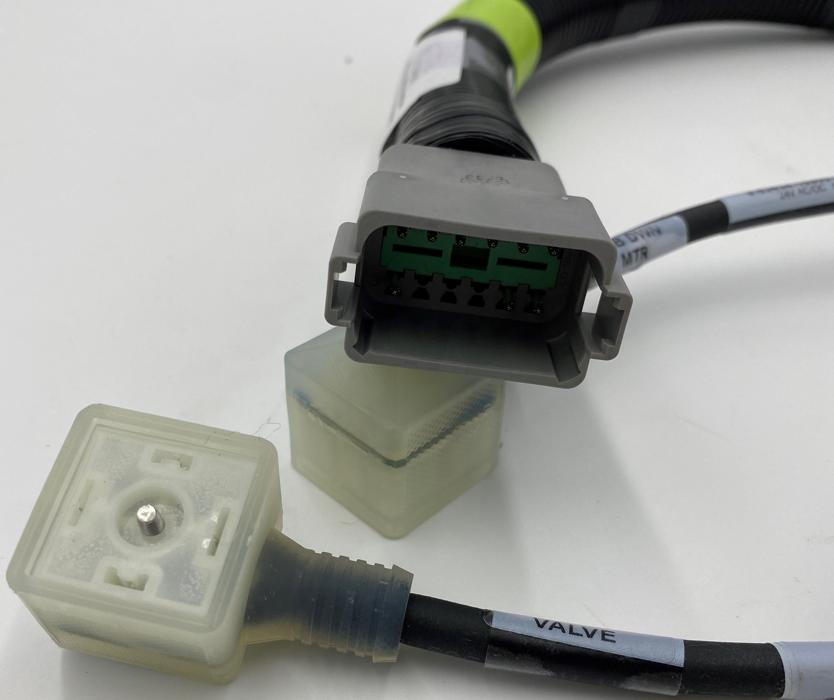 HARNESS, LH MANIFOLD | Schwarze eStore