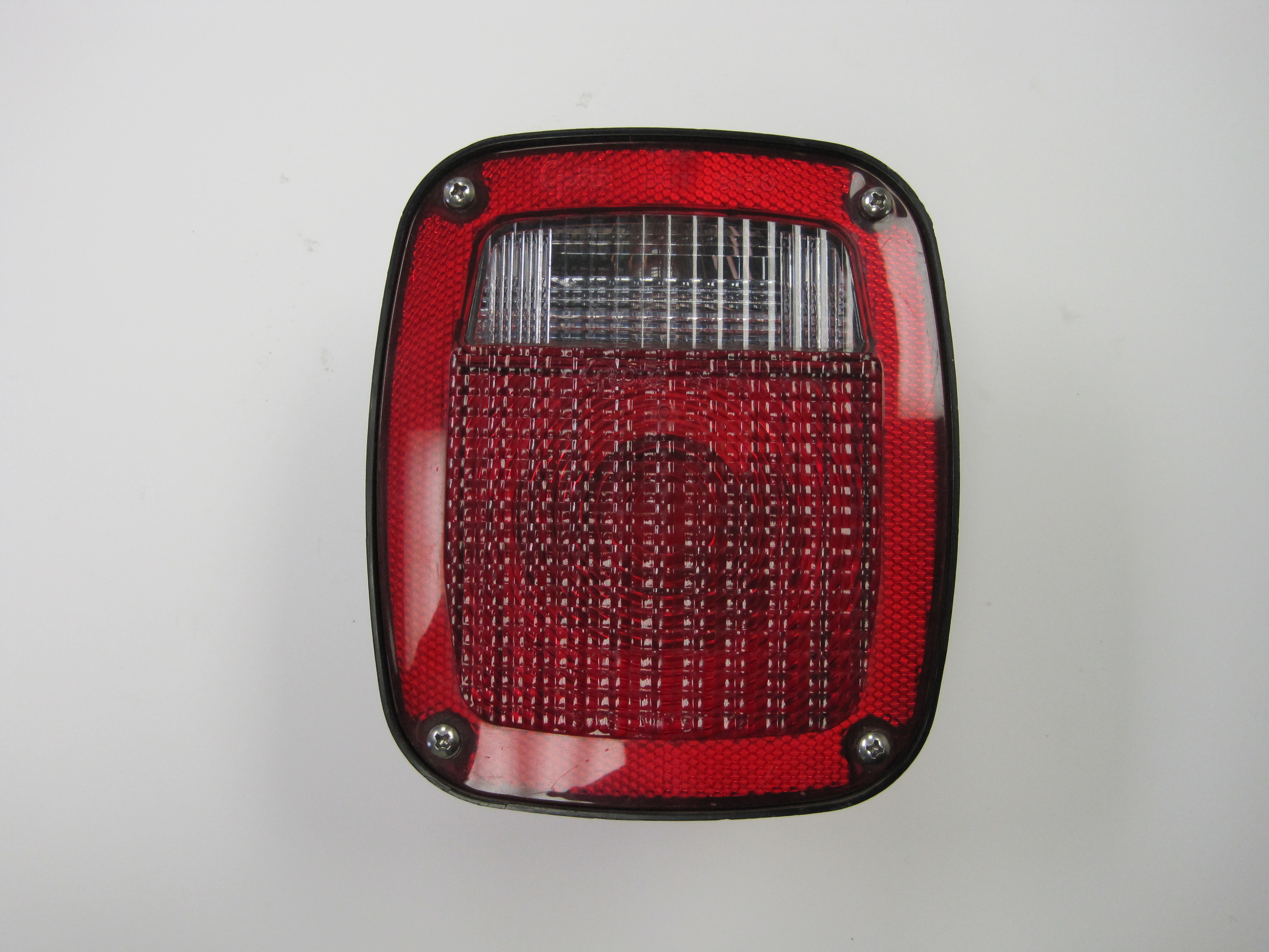 LIGHT, TAIL LF W/LICENSE LIGHT | Super Products eStore