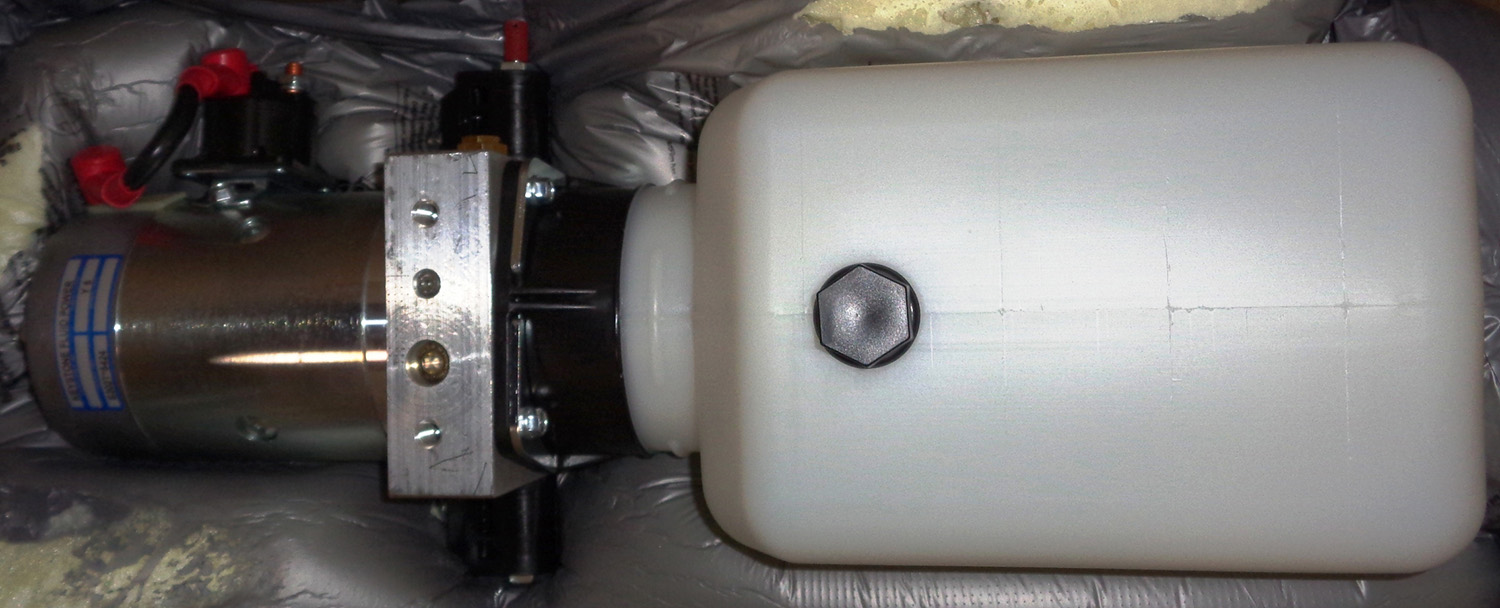PUMP CAB LIFT 1.5 GALLON RESERVOIR | Fire eStore