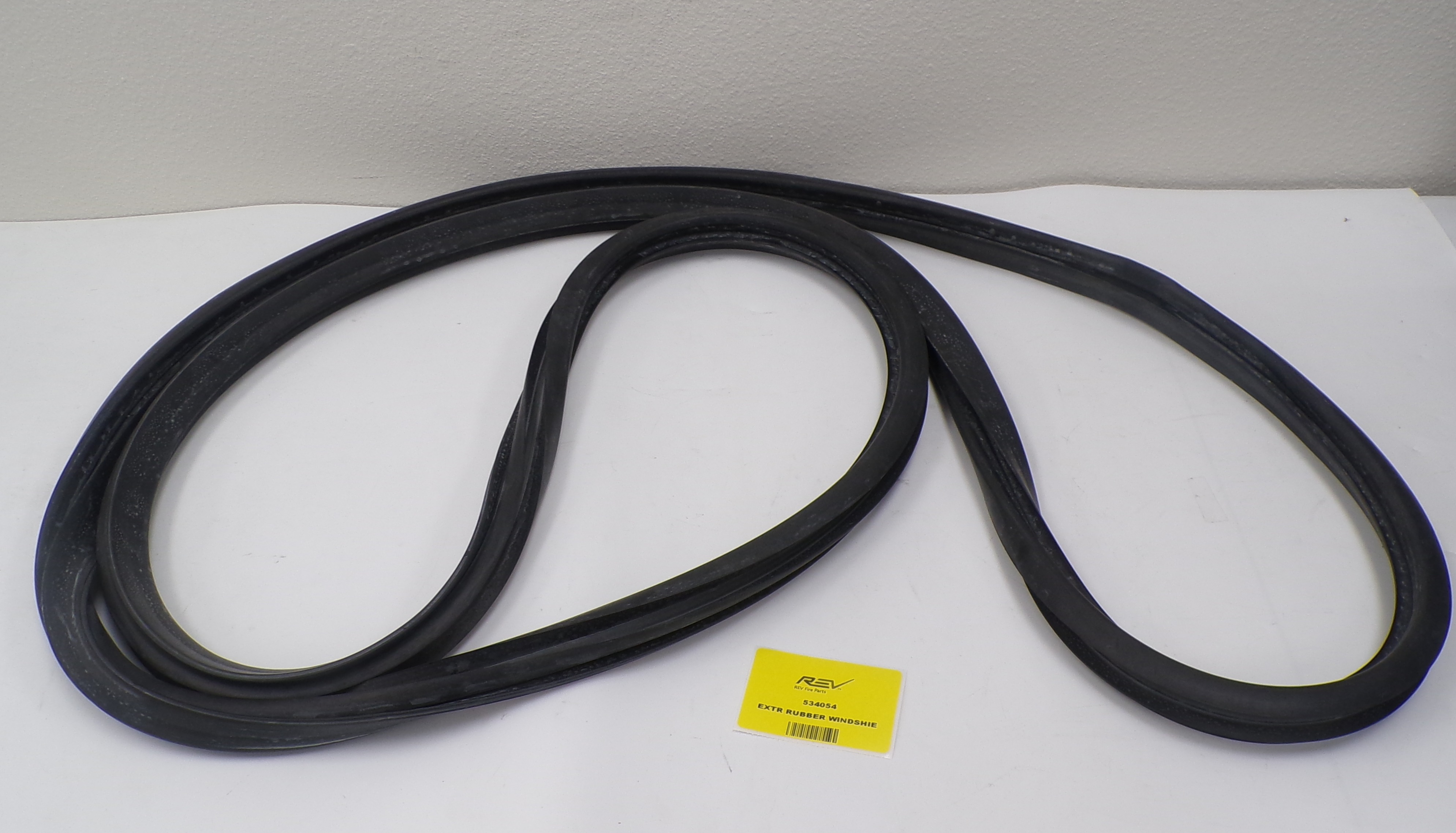 EXTRUSION RUBBER WINDSHIELD GASKET | Fire eStore