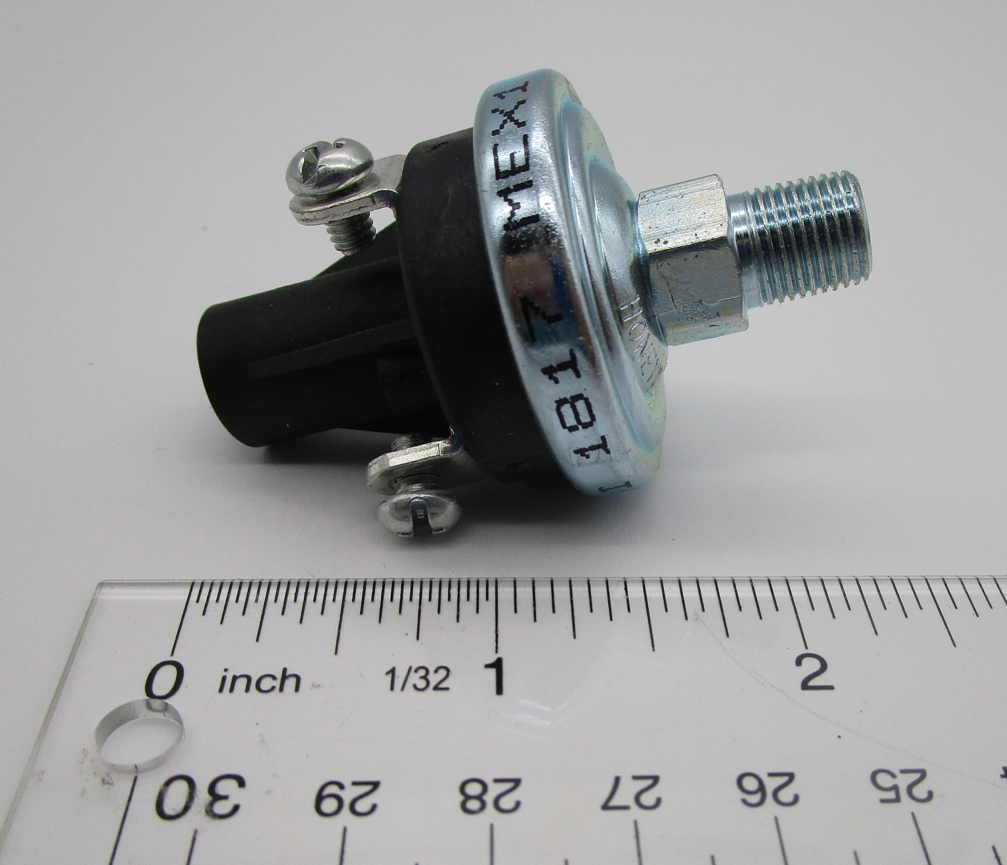 SWITCH HOBBS 76074 60-PSI | Fire eStore