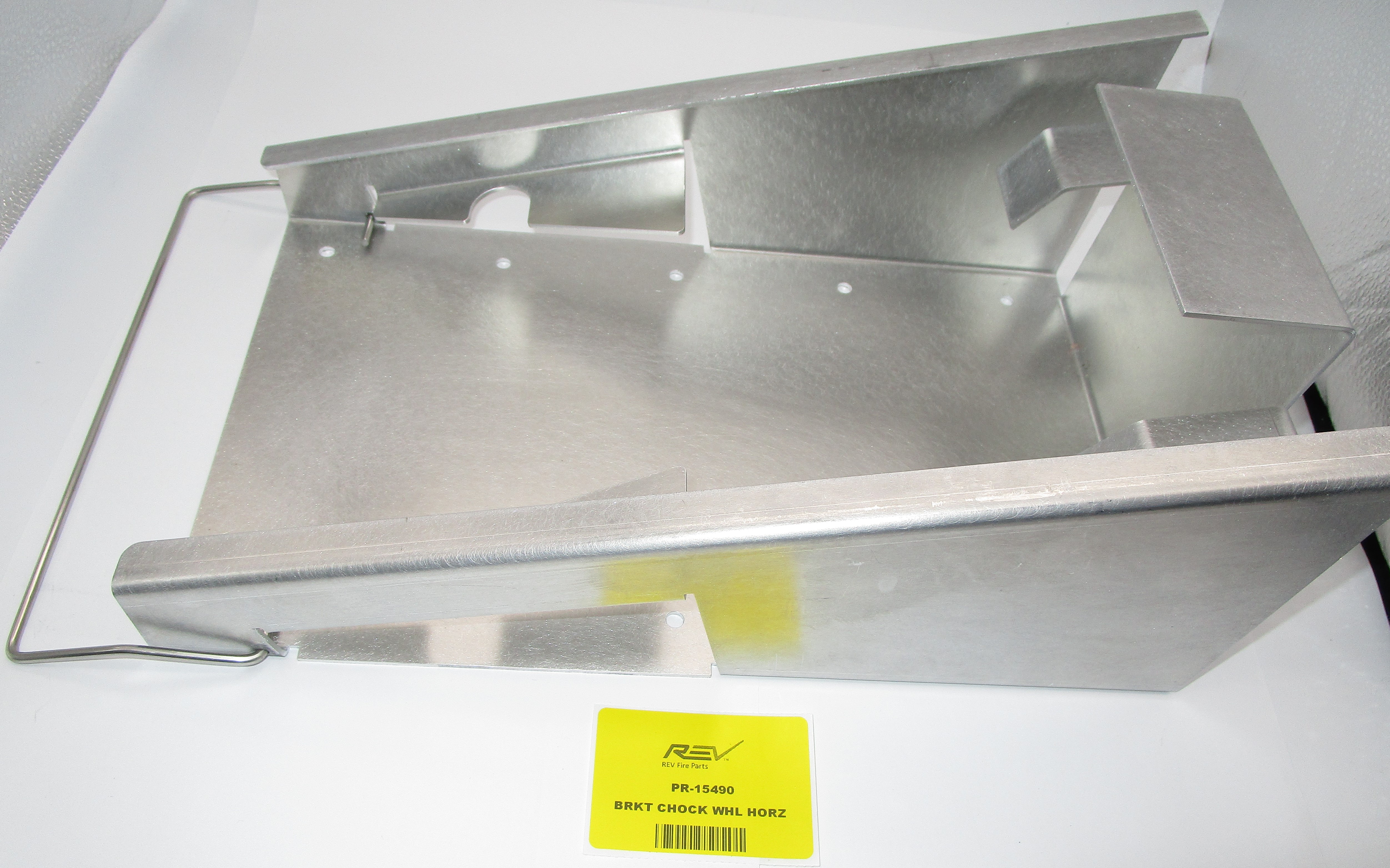 BRACKET CHOCK WHEEL HORIZONTAL TMC10 | Fire eStore