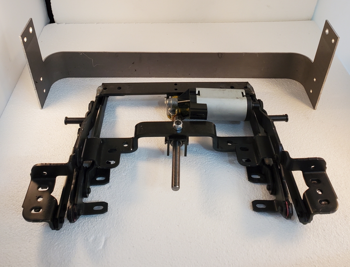 MOTOR, FOOTREST (W/FRAME)P/O U07-0213-01 | REV Parts Store